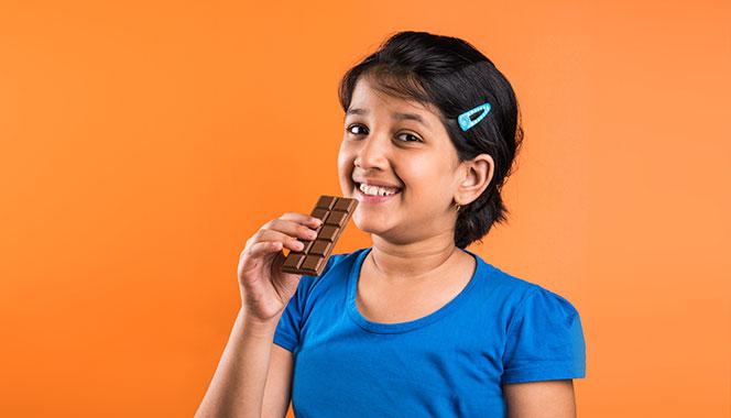 Is Chocolate Okay for Kids, Is Eating Chocolate Good or Bad for Kids ...
